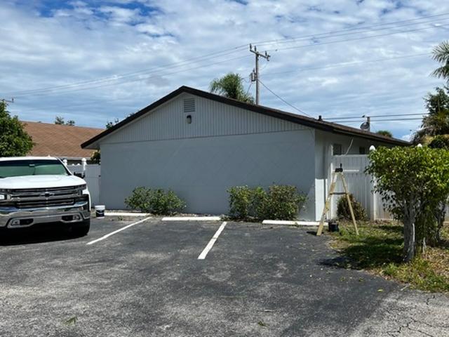 2 BR, 1 BA Apartment 558 Holly Dr, Unit 1, Palm Beach Gardens, FL 33410