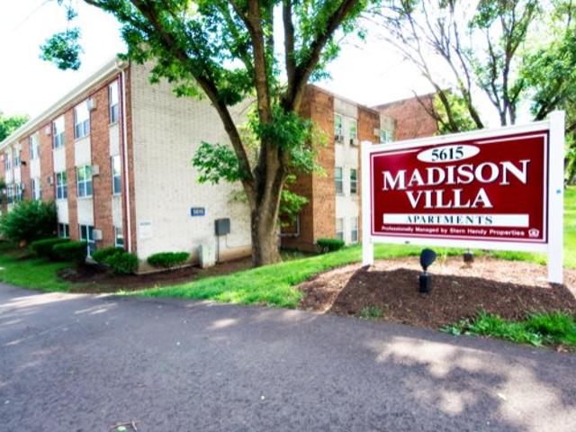 2 BR, 1 BA Apartment 5615 Madison Rd Cincinnati, OH 45227