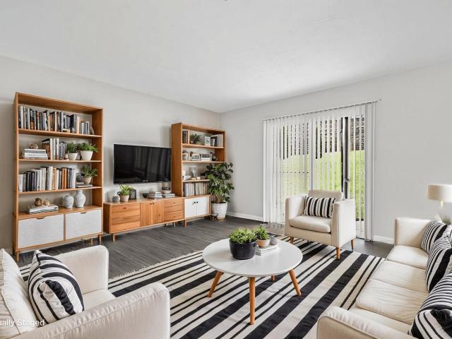 2 BR, 1 BA Apartment 565 Schenkel Lane Unit 1003, Frankfort, KY 40601
