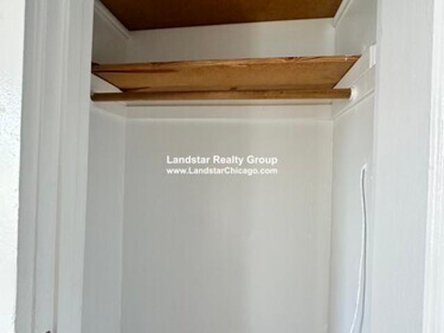 2 BR, 1 BA Apartment 5662 N Ridge Ave, Unit 3A, Chicago, IL 60660