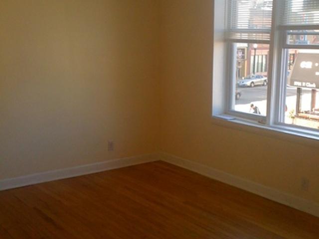 2 BR, 1 BA Apartment 5671 N Clark St, Unit 2R, Chicago, IL 60646