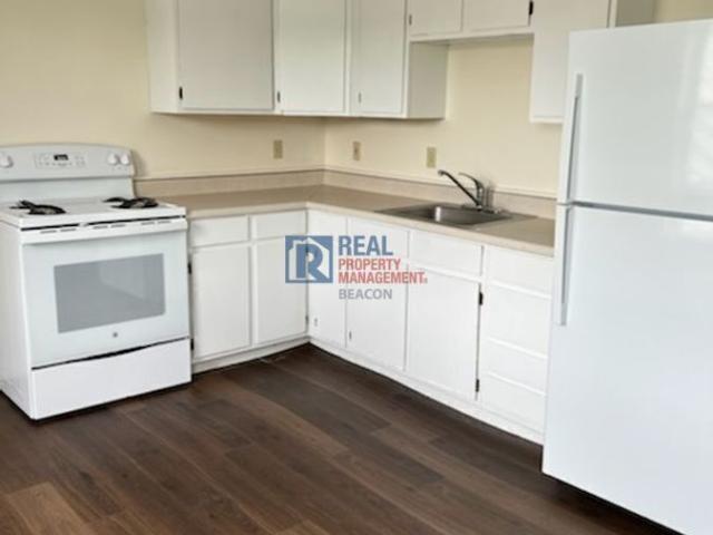 2 BR, 1 BA Apartment 56 Lantern Lane, White River Junction, VT 05001
