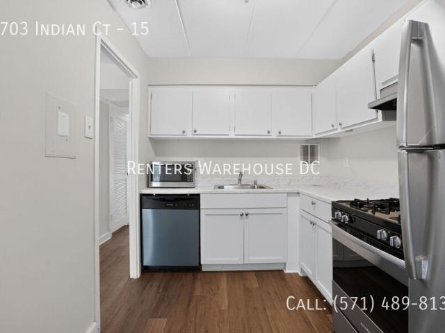 2 BR, 1 BA Apartment 5703 Indian Ct, Alexandria, VA 22303