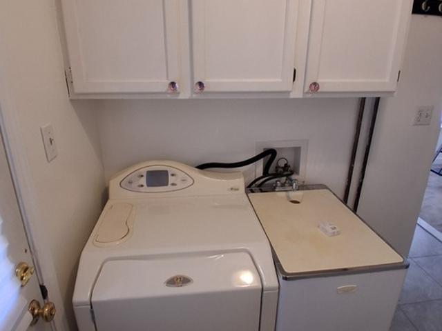 2 BR, 1 BA Apartment 578 Kensington Avenue, Ferndale, MI 48220