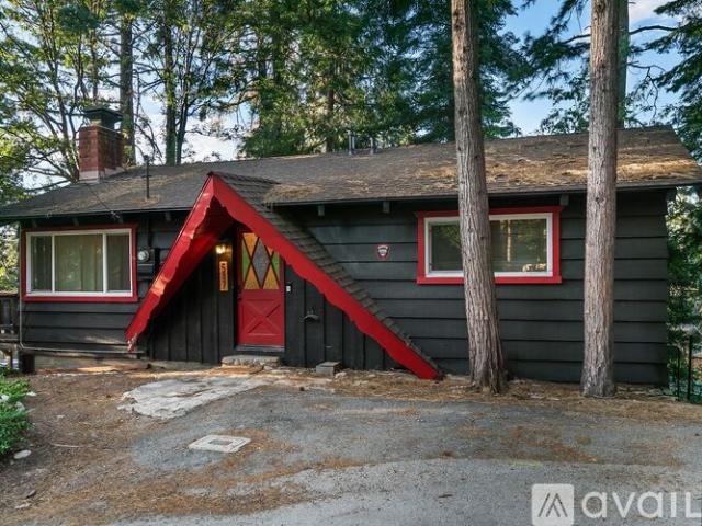 2 BR, 1 BA Apartment 587 Arrowhead Villa Rd, Lake Arrowhead, CA 92352