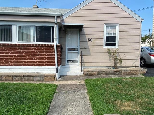 2 BR, 1 BA Apartment 58 Bayliss St, North Arlington, NJ 7031
