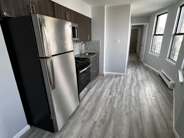 2 BR, 1 BA Apartment 58 Chestnut St, Yonkers, NY 10701
