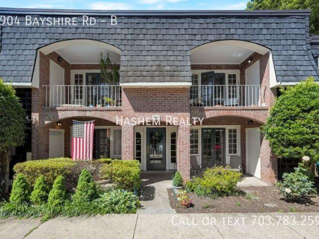 2 BR, 1 BA Apartment 5904 Bayshire Rd, Springfield, VA 22152
