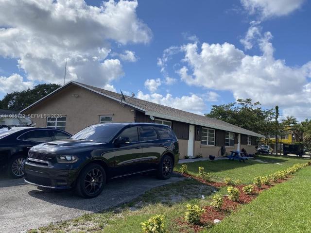 2 BR, 1 BA Apartment 5904 Southwest 27th Street, West Park, FL 33023