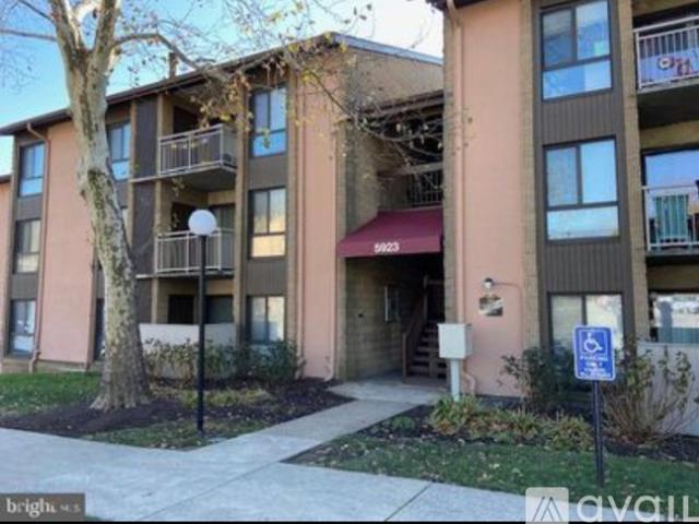 2 BR, 1 BA Apartment 5923 Tamar Dr, Unit 1, Columbia, MD 21045