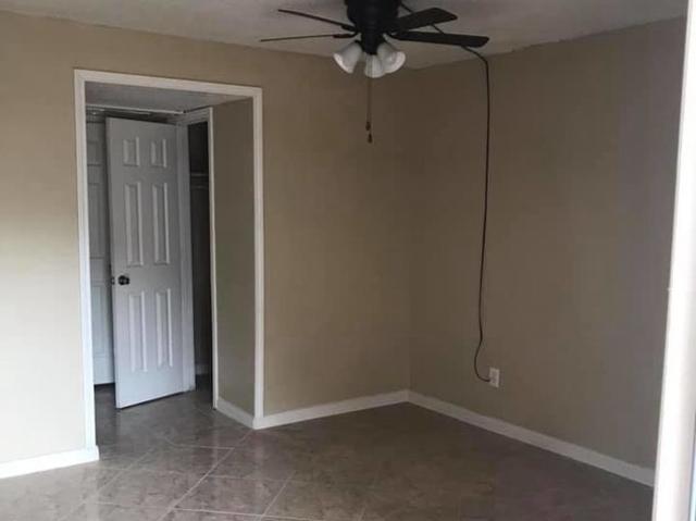 2 BR, 1 BA Apartment 5924 Schroeder RdÂ, Houston, TX 77021