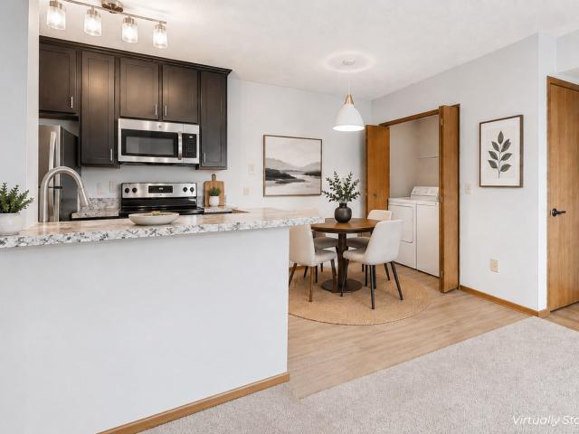 2 BR, 1 BA Apartment 595 Slate Hill Drive Unit 555, Columbus, OH 43085