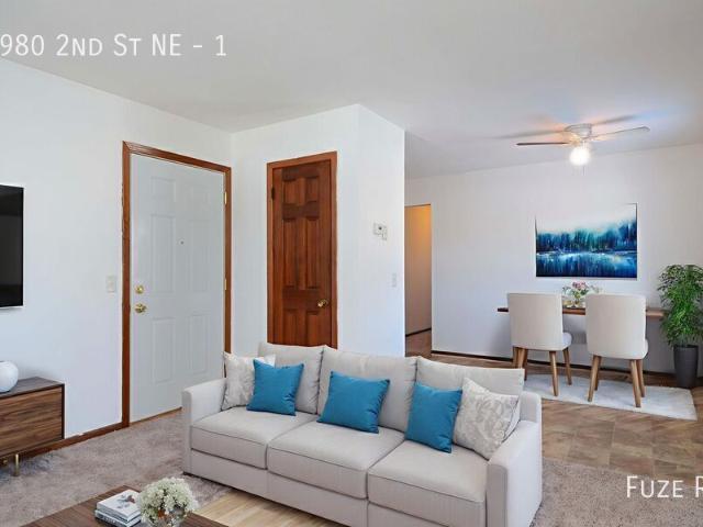 2 BR, 1 BA Apartment 5980 2nd St NE, Fridley, MN 55432