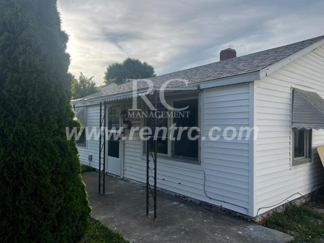 2 BR, 1 BA Apartment 59 Juliana, Danville, IL 61832