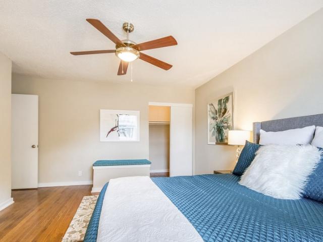 2 BR, 1 BA Apartment 5011 Lahoma St, Dallas, TX 75235