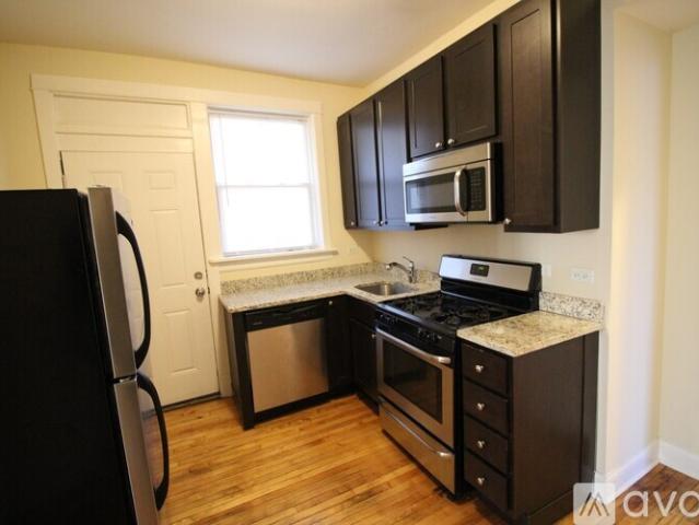 2 BR, 1 BA Apartment 5028 N Western Ave, Unit 2, Chicago, IL 60625