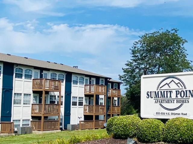 2 BR, 1 BA Apartment 504 NE Chipman Rd Unit 84, Lees Summit, MO 64063