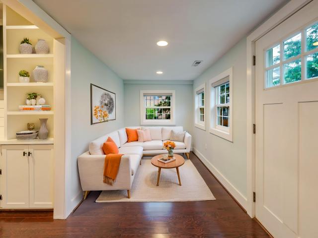 2 BR, 1 BA Apartment 5056 B St SE, Washington, DC 20019