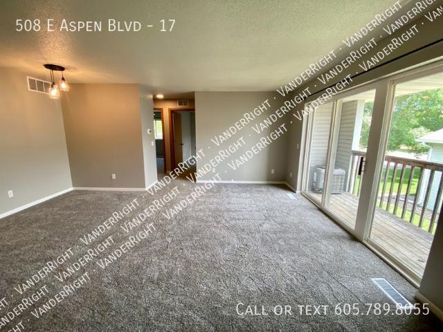 2 BR, 1 BA Apartment 508 E Aspen Blvd, Brandon, SD 57005