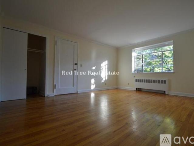 2 BR, 1 BA Apartment 50 Alton Pl, Unit 3, Brookline, MA 02446