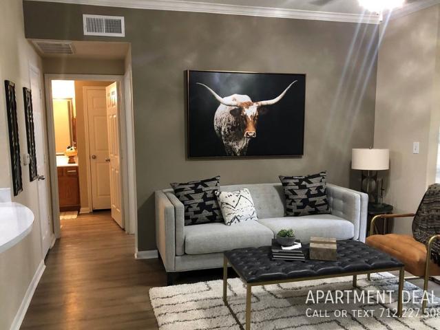 2 BR, 1 BA Apartment 510 W Pasadena Blvd, Deer Park, TX 77536