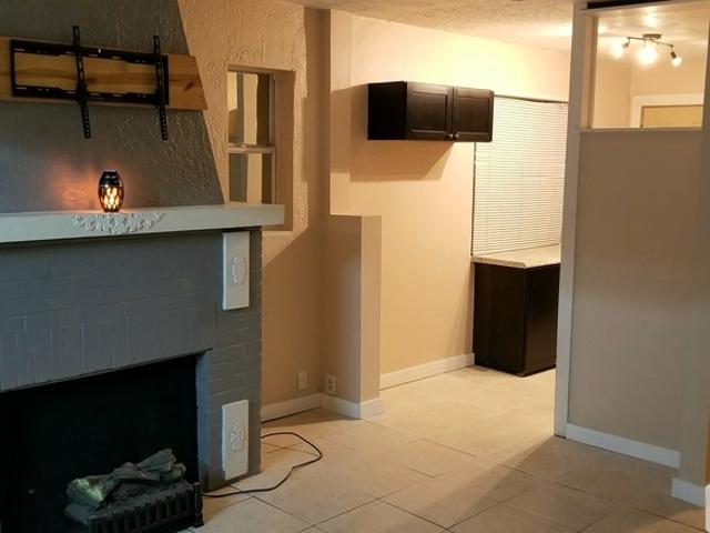 2 BR, 1 BA Apartment 510 E Strawbridge Ave, Melbourne, FL 32901