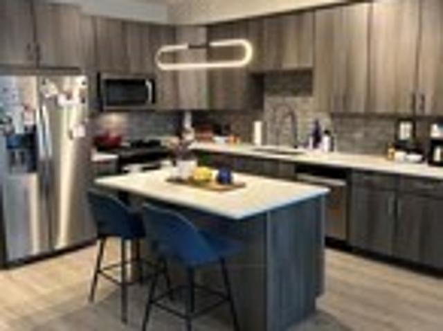 2 BR, 1 BA Apartment 5117 Fairview Avenue, Downers Grove, IL 60515
