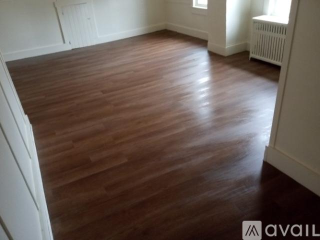 2 BR, 1 BA Apartment 511 W Green St, Unit Upstairs, West Hazleton, PA 18202