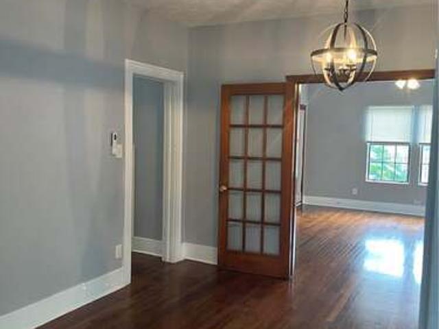 2 BR, 1 BA Apartment 5121 Polk St, Unit 1, Houston, TX 77023