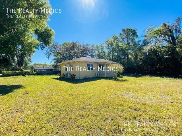 2 BR, 1 BA Apartment 5122 Old Cheney Hwy, Orlando, FL 32807
