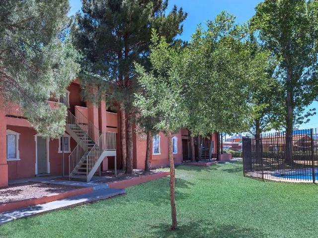 2 BR, 1 BA Apartment 5130 Chromite Street, El Paso, TX 79932