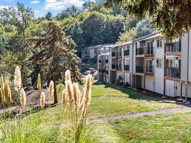 2 BR, 1 BA Apartment 5132 Southwest Slavin Road Unit 063, Portland, OR 97239