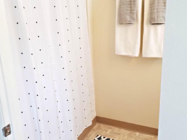 2 BR, 1 BA Apartment 514 Emory Court Unit 304, Salisbury, MD 21804