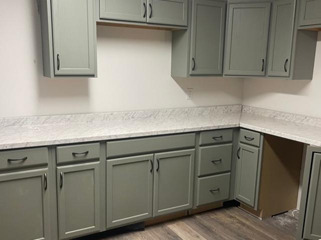 2 BR, 1 BA Apartment 515 Karen St, Unit 2, Dayton, TN 37321