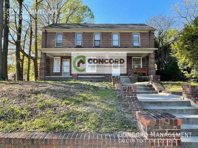 2 BR, 1 BA Apartment 515 Summit Ave, Greensboro, NC 27405