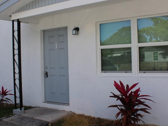 2 BR, 1 BA Apartment 518 Valley Forge Rd, Unit 1, West Palm Beach, FL 33405