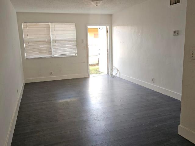 2 BR, 1 BA Apartment 5200 Northwest 18th Place, Lauderhill, FL 33313