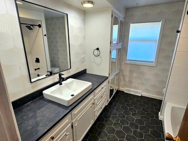 2 BR, 1 BA Apartment 520 29th Avenue Northeast, Unit A, Great Falls, MT 59404