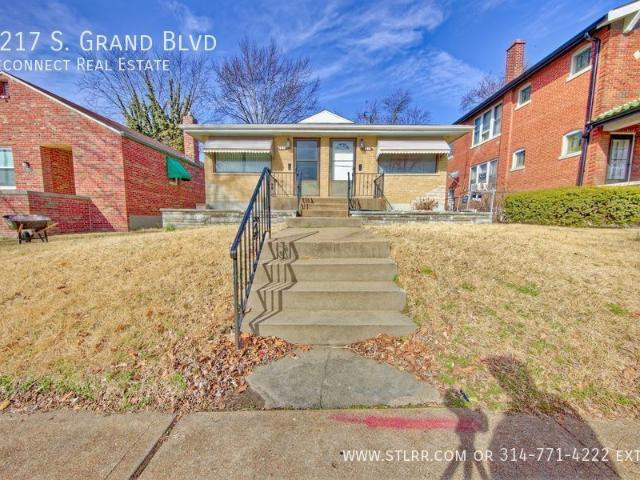 2 BR, 1 BA Apartment 5217 S. Grand Blvd, St. Louis, MO 63111