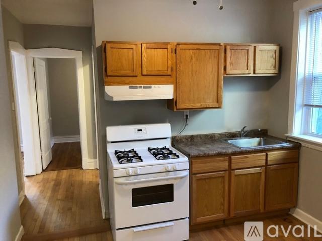 2 BR, 1 BA Apartment 5219 N Christiana Ave, Unit 3F, Chicago, IL 60625