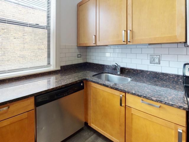 2 BR, 1 BA Apartment 5229 S Drexel Blvd Unit 22.5 2A, Chicago, IL 60615