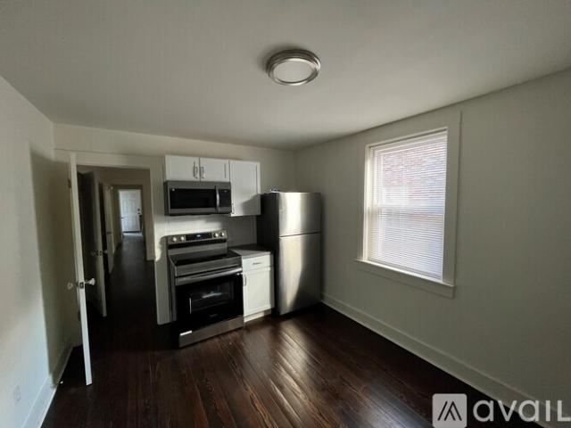 2 BR, 1 BA Apartment 522 Aurora Ave, Unit B, Metairie, LA 70005