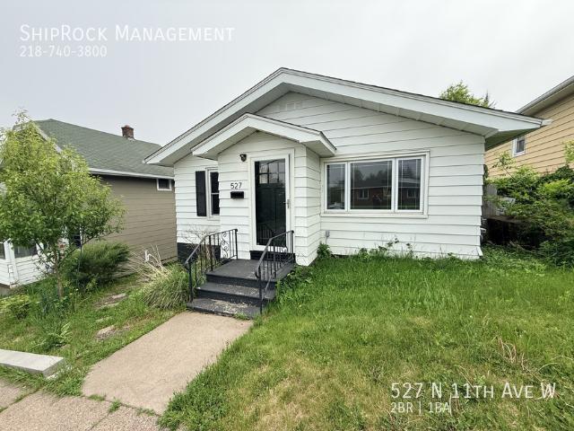 2 BR, 1 BA Apartment 527 N 11th Ave W, Duluth, MN 55806