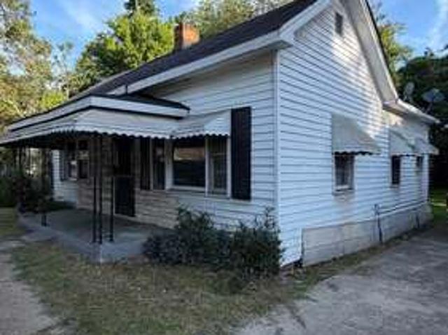 2 BR, 1 BA Apartment 526 Vineville Street, Fort Valley, GA 31030