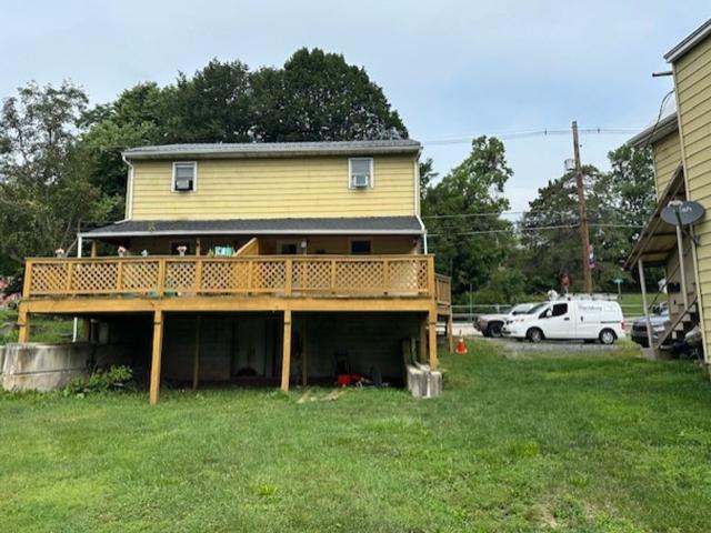 2 BR, 1 BA Apartment 528 & 530 N High St, Duncannon, PA 17020