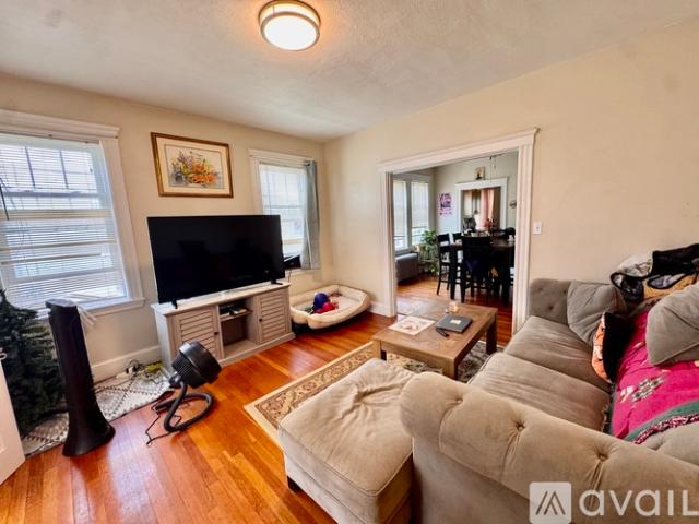 2 BR, 1 BA Apartment 52 Clark St, Unit 1, Medford, MA 02155