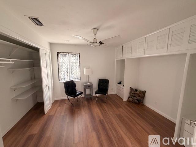 2 BR, 1 BA Apartment 52 East Ct, Unit 52, Royal Palm Beach, FL 33411