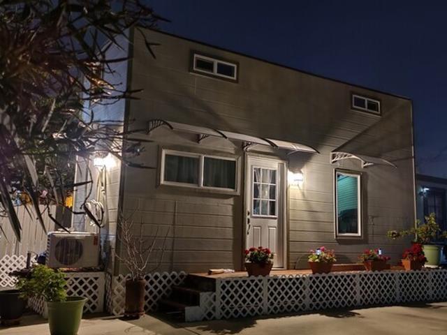 2 BR, 1 BA Apartment 533 22nd St, Unit 2, San Diego, CA 92102