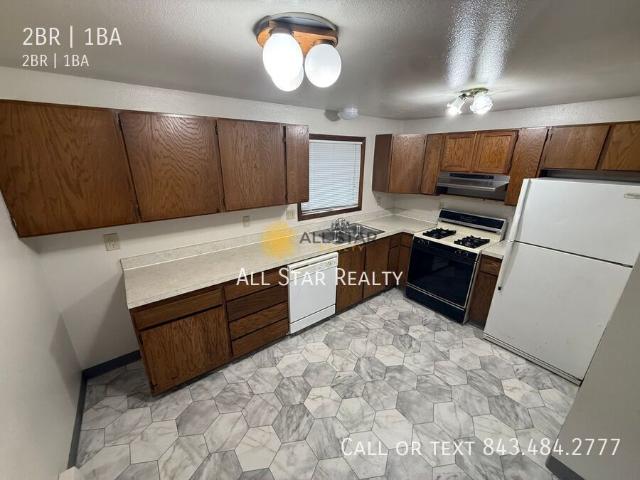 2 BR, 1 BA Apartment 533 N Price, Anchorage, AK 99508
