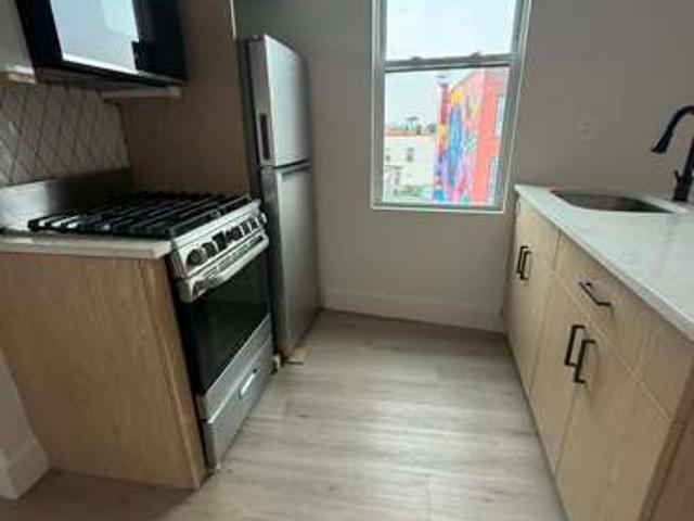 2 BR, 1 BA Apartment 530 West Side Ave, Unit 3L, Jersey City, NJ 07304